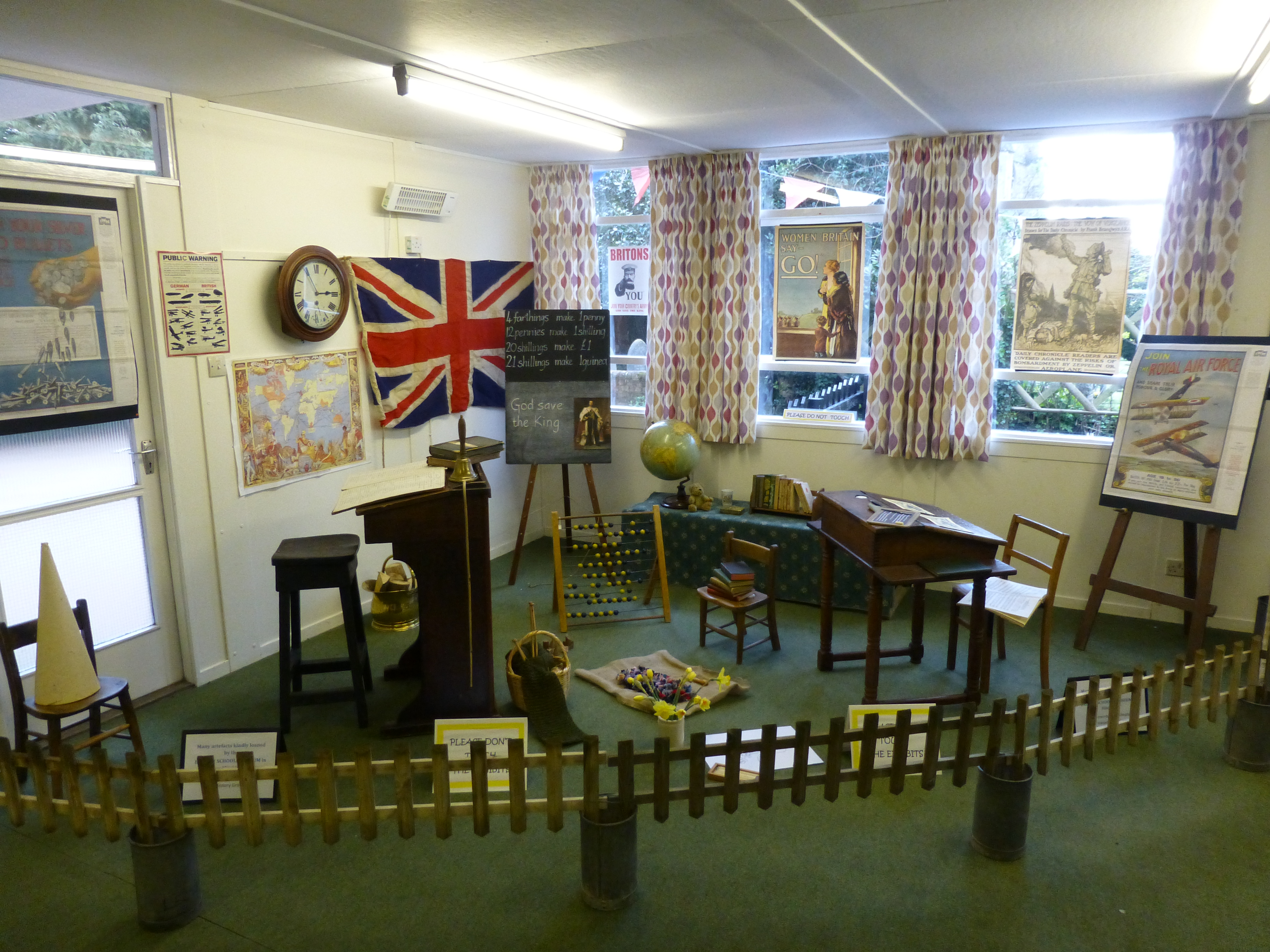 1840 Monitorial Lesson | British Schools Museum